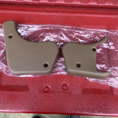 GM 88979088 Left 2nd Seat Back Latch Cover 2000-05 Suburban Yukon | eBay