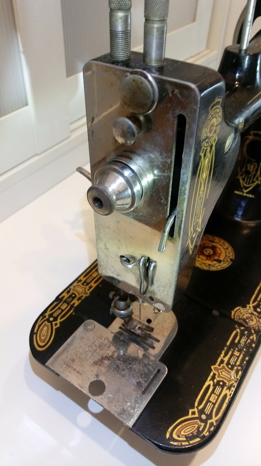 ANTIQUE IMPROVED ELDREDGE ROTARY SEWING MACHINE WITH NATIONAL SWING ...