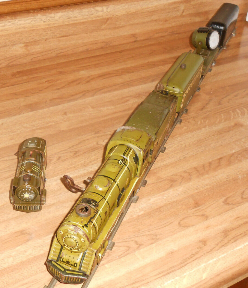 MARX ARMY 897 LITHOGRAPH WIND-UP METAL LOCOMOTIVE TRAIN W/CARS & EXTRA ...