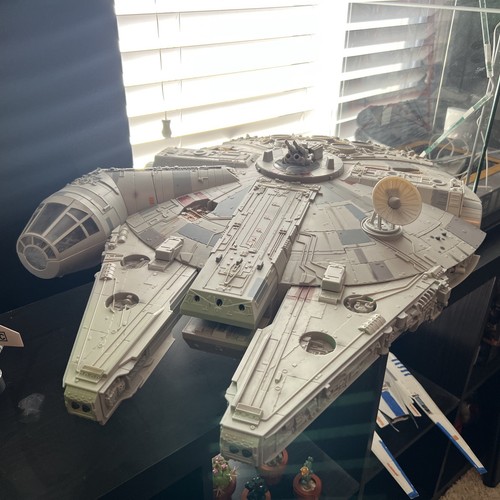 Hasbro Star Wars Legacy Collection Millennium Falcon Near Complete All ...