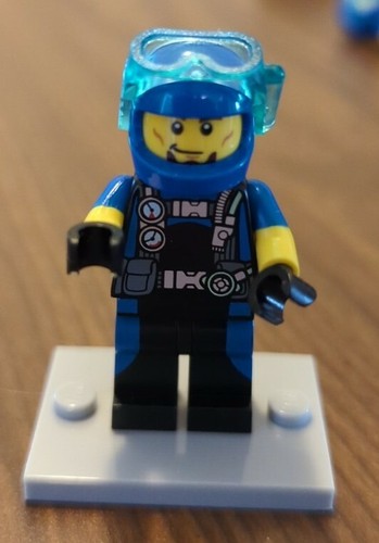 Lego City EXCLUSIVE 5004077 Target Cube Scuba Diver - unique print ...