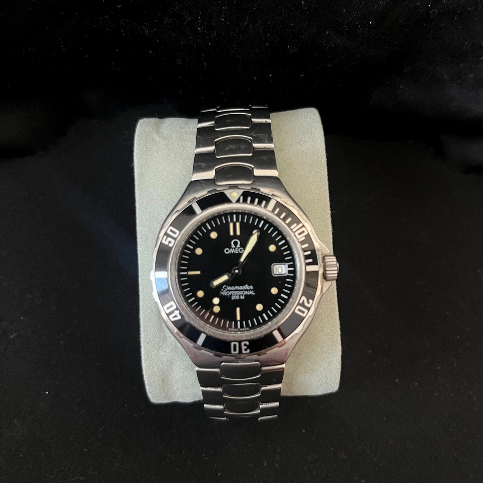 Pre Owned Omega Seamaster Pre Bond 200mtrs Black Face Good Condition ...