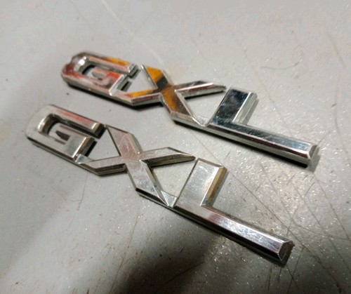 TOYOTA Land Cruiser GXL Badge Pair Emblem - Chrome 200 Series - OEM ...