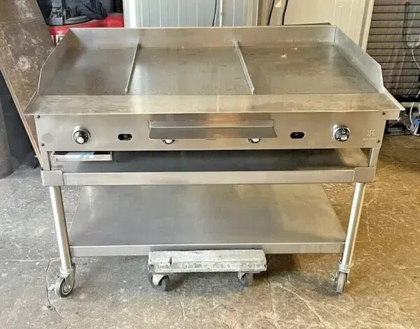 Jade Range 48″ Thermostat Gas Griddle Grill on SS Stand with Casters ...