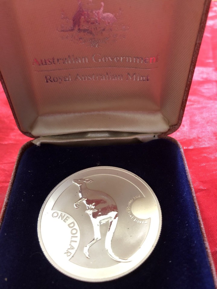 1oz SILVER 2006 AUST KANGAROO R.A.M COIN 99.9% FINE SILVER WITH ...