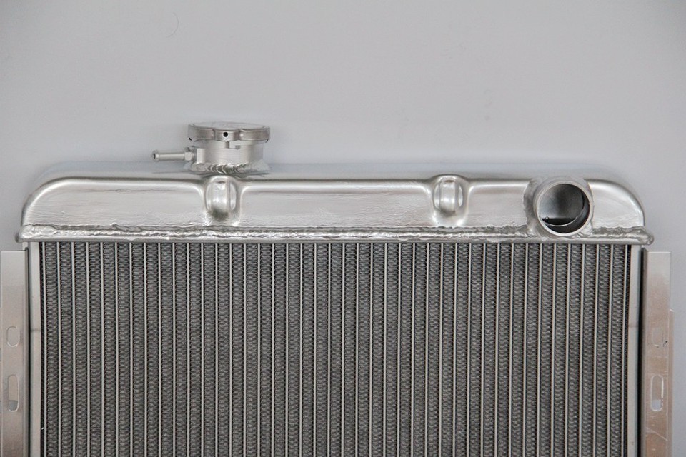 KKS 3 ROW ALL ALUMINUM RADIATOR 1965 1966 FORD MUSTANG / 63 64 65 ...