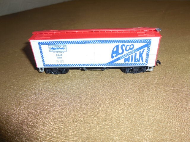 ROUNDHOUSE HO TRAIN O/T BILLBOARD REEFER 3072 ASCO MILK A.M.S.X 12028 ...