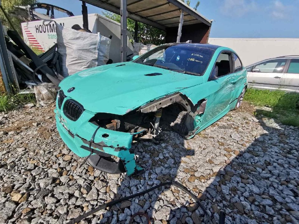 BMW 3-Series 2008 Hood Hinges - REAR LEFT used, Genuine FR2682052-64 | eBay