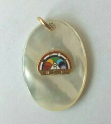 RARE VINTAGE PENDANT BFCL R RAINBOW GIRLS CLUB ENAMEL ON MOTHER OF ...