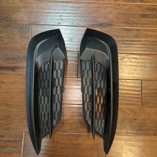 OEM 2016-18 HONDA CIVIC FRONT BUMPER RIGHT, LEFT TRIM 71103-TBA-A0 ...