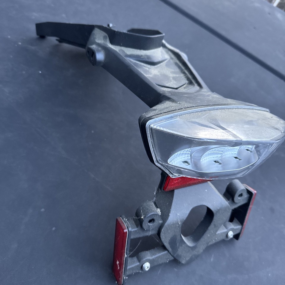 Used BMW R90 Rear Fender & License Plate Mount Bracket 258918-10 Used ...