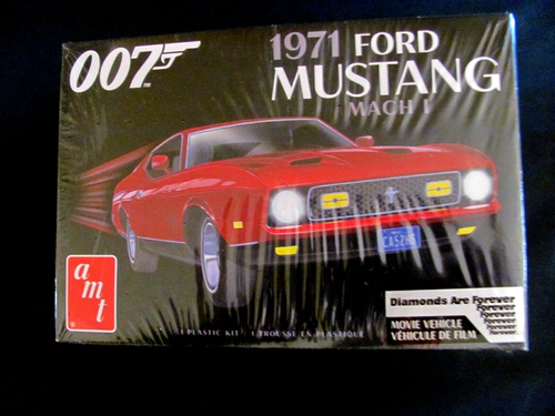 Model Kit 007 Diamonds Are Forever 1971 Ford Mustang Mach I Fastback ...