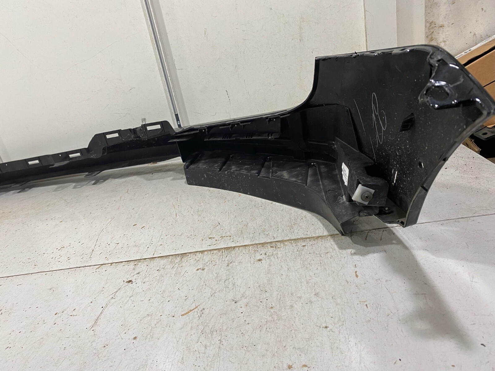 2019-2022 Nissan Titan Front Upper Bumper 62220-9FV0A OEM | eBay