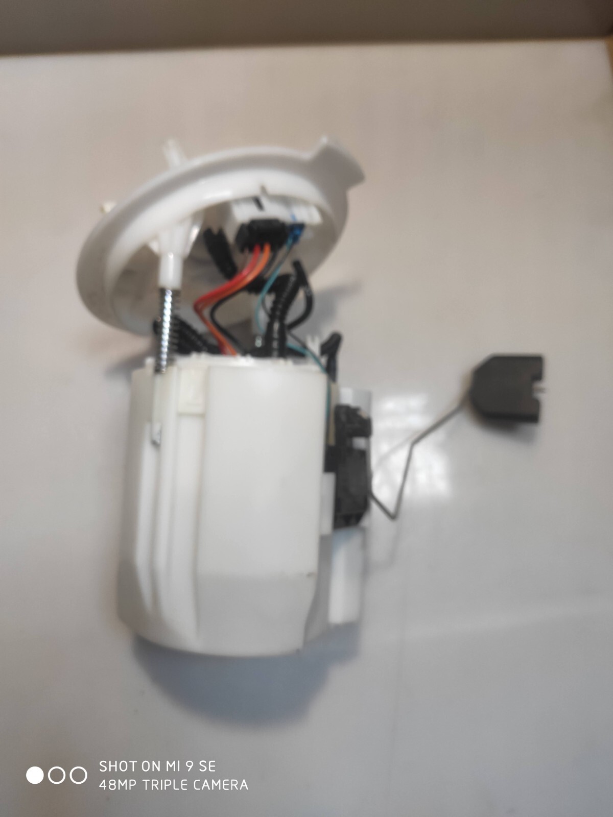 MERCEDES BENZ C GLC W205 W253 2.0 PETROL 2016 FUEL PUMP A2054704900 OEM ...