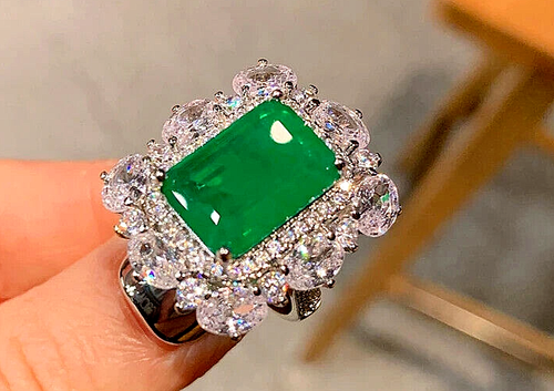EMERALD LAVISH GEMSTONE LADIES LAVISH 18K GOLD FILLED RING SIZE 7 | eBay