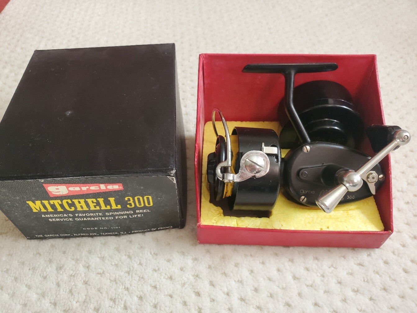 Vintage Garcia Mitchell 300 spinning reel with original box,matching ...