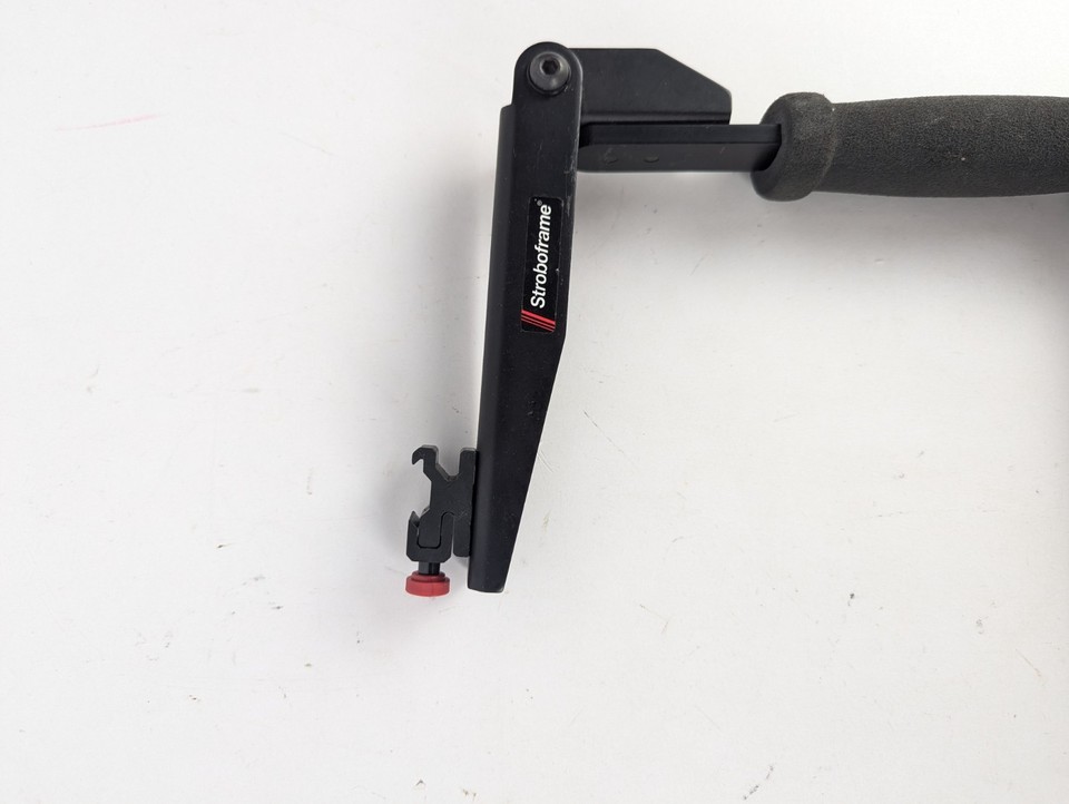 Off-Camera Flash Bracket - Stroboframe Quick-Flip for Professional ...
