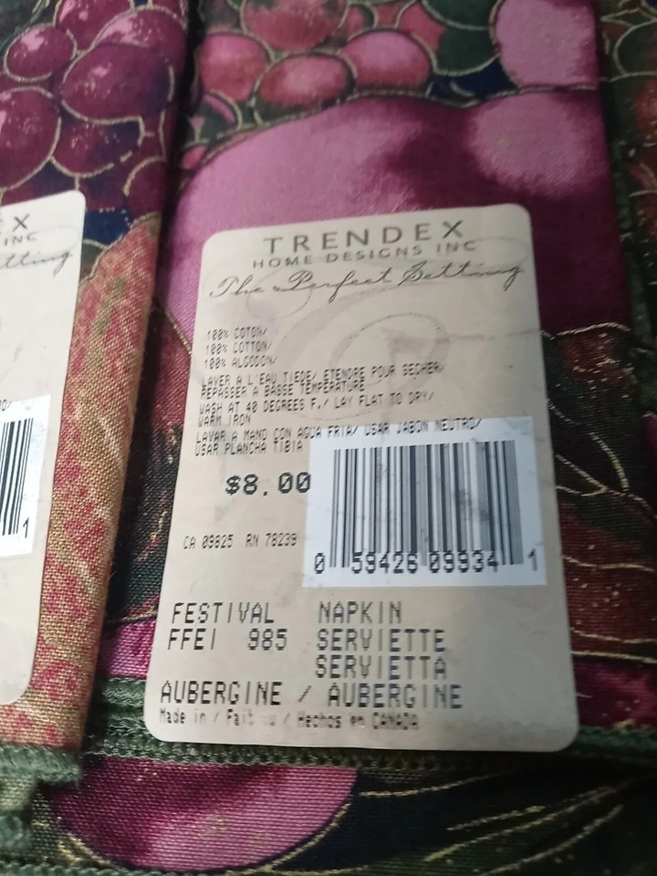 Lot Of 5 Festive Cloth Napkins Trendex Home Designs Napkins Floral ...