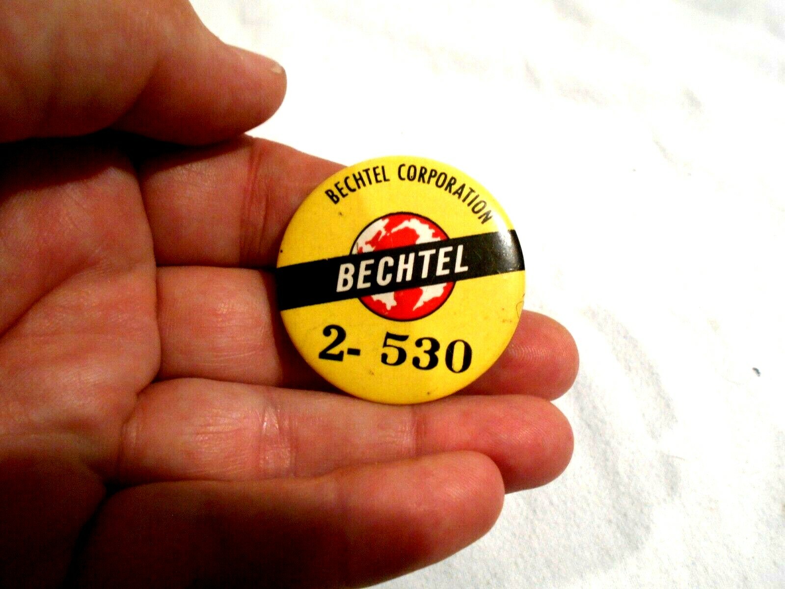 Vintage Bechtel Corporation Employee Badge/Pinback #2-530 1 1/2" | eBay