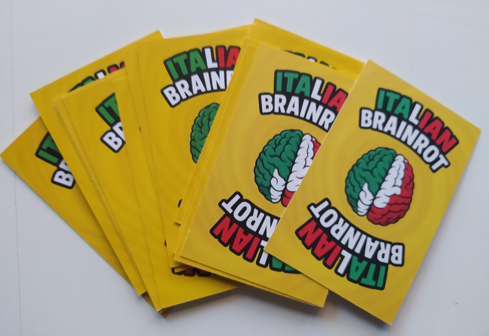 ITALIAN BRAINROT CARD- OFFICIAL CARD COLLECTION MADE IN ITALY -VENDITA ...