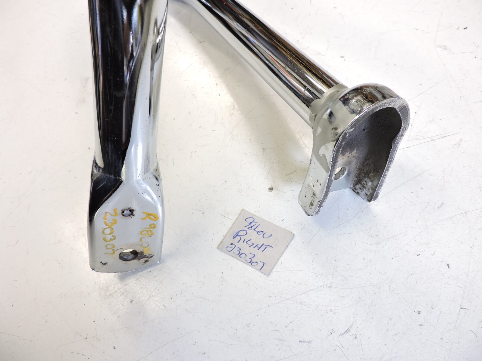 HONDA GOLDWING 1500 GL1500 SADDLEBAG GUARD RIGHT 84130-MN5-000 | eBay