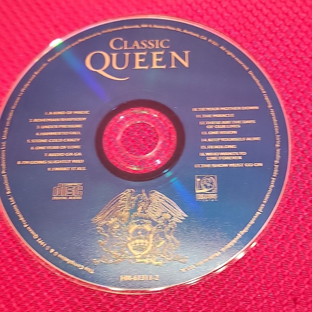 QUEEN Classic Queen 1992 audio music compact disc CD 80s 90s QUEEN Classic Queen 1992 audio music compact disc CD 80s 90s