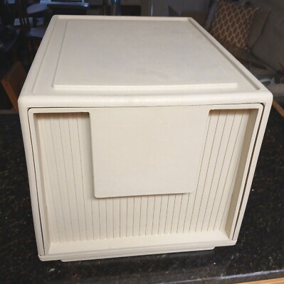 1900-1950 - Metal Cabinet Vintage