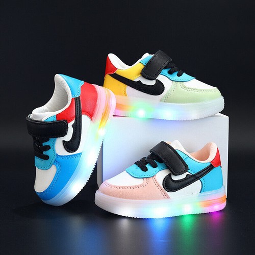 Girls Boys Walking Shoes Toddler Light Up Luminous Trainers LED Flash ...