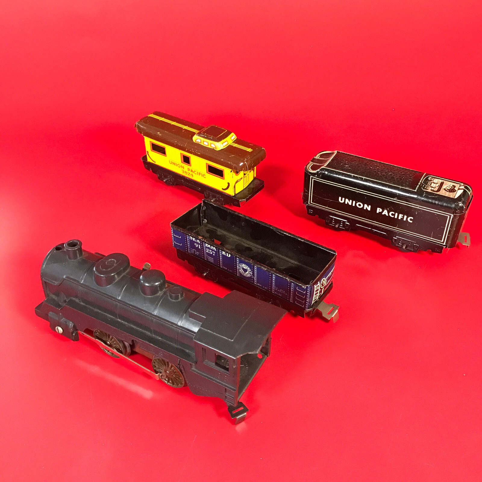 Marx Steam 198 Locomotive and 3 cars - 91257 Seaboard, Union Pacific ...