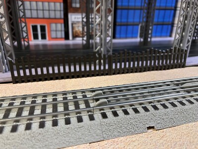 O Scale Fencing for Platforms Fields and More - Four 6 inch Fence ...