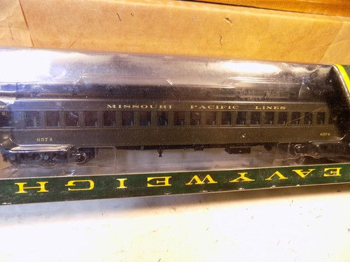 Branchline HO Scale Missouri Pacific HWT Coach NEW | eBay