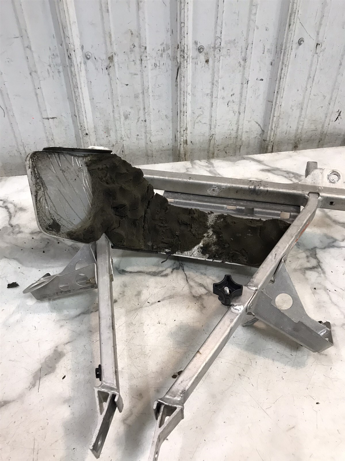 04 Ski-Doo MXZ Adrenaline 600 HO REV steering column frame support ...