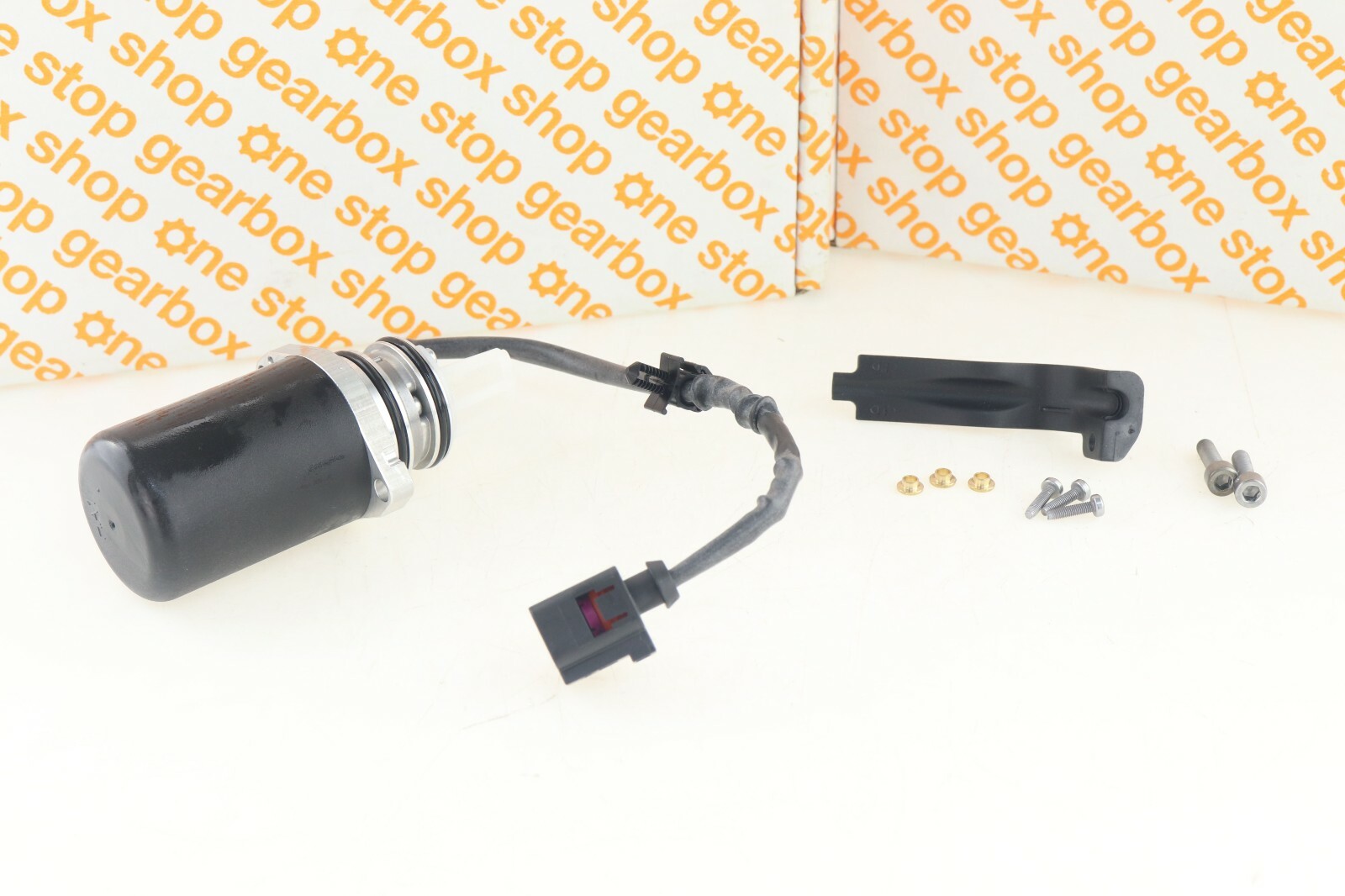 GENUINE VOLKSWAGEN TRANSPORTER FEEDER PUMP KIT - 02W598549A / 02W 598 ...