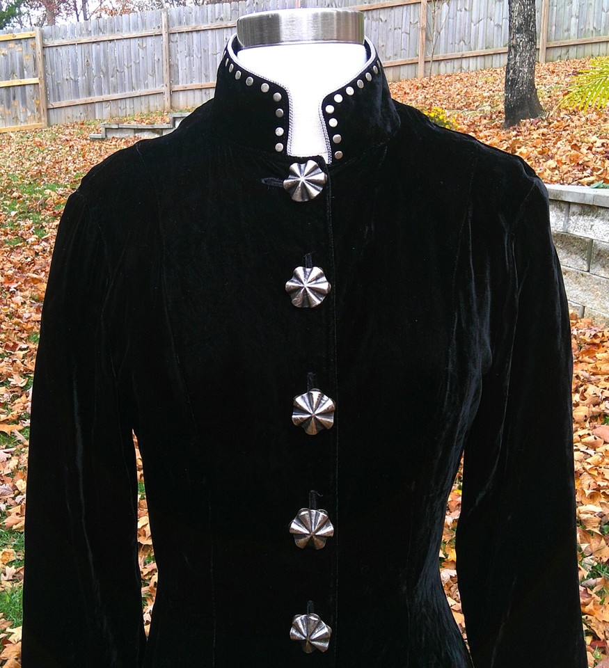 Double D Ranch Black Crushed Velvet Maltese Cross Duster M EUC Runs ...