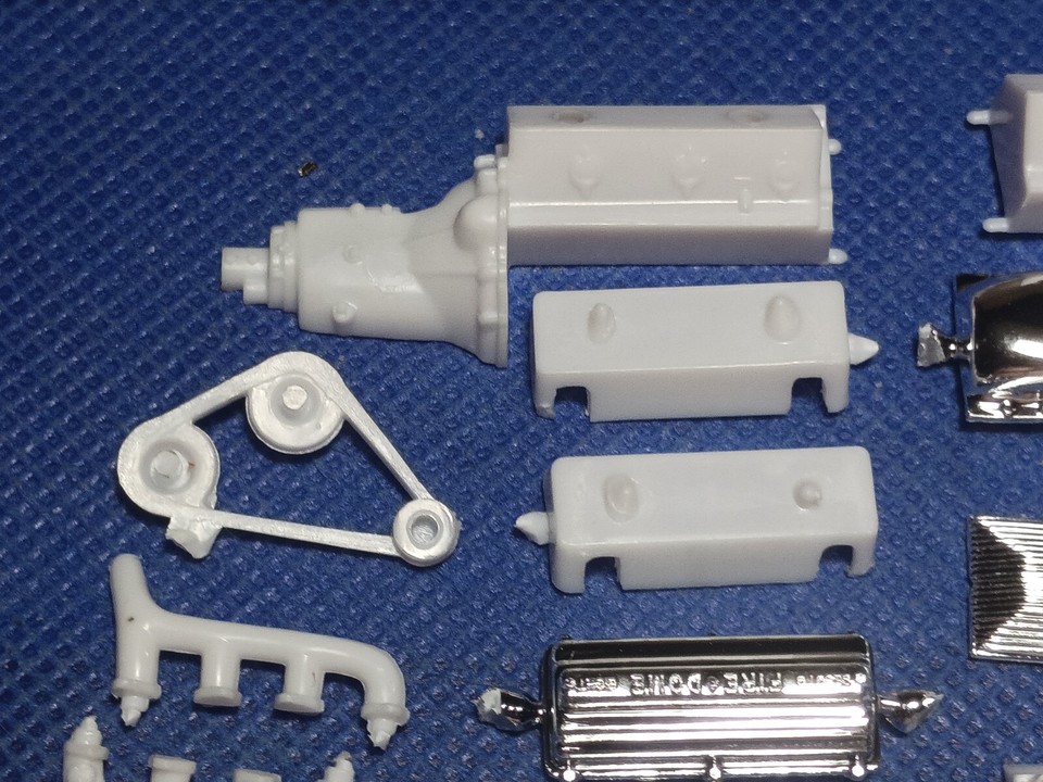 🌟 HEMI w/ Injection Stacks 1953 F-100 1:25 Scl 1000s Model Car Parts 4 ...