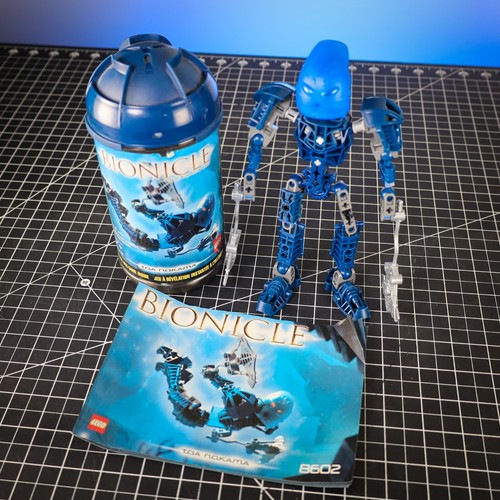 LEGO Bionicle Toa Metru Nokama (8602) w/ Canister & Instructions ...