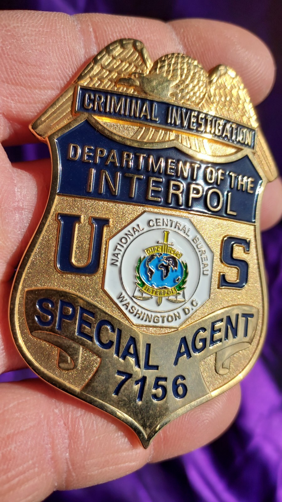 Badge Insigne Department of Interpol US Special Agent Métal doré 72 ...