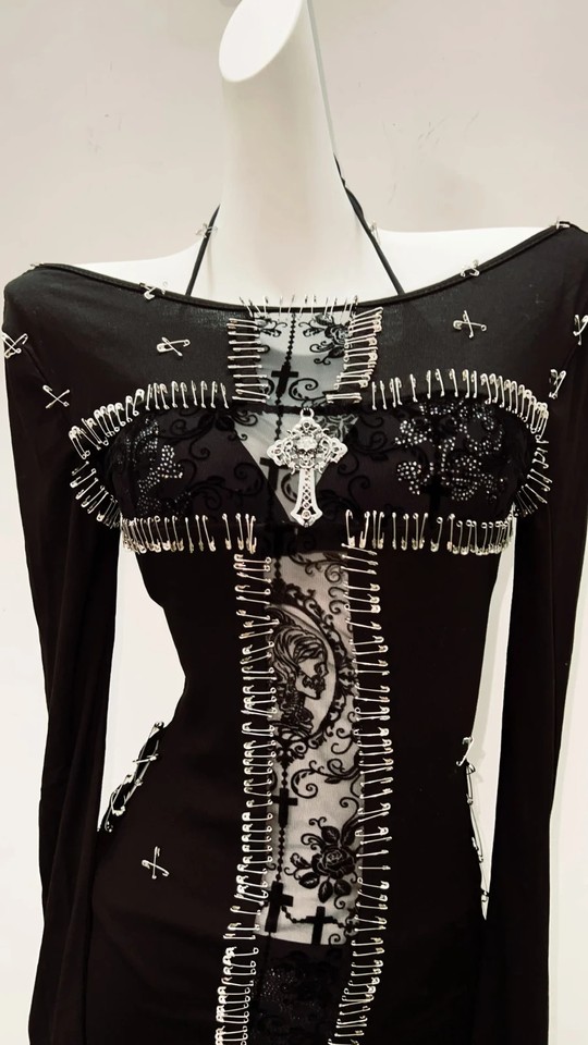 Gothic Y2K shirt Punk Harajuku Cross Pin shirt US size 8/10 | eBay