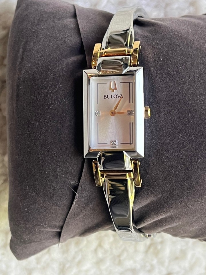 Excellent - Bulova Classic Diamond Two-Tone Quartz Ladies Watch 98P229 ...