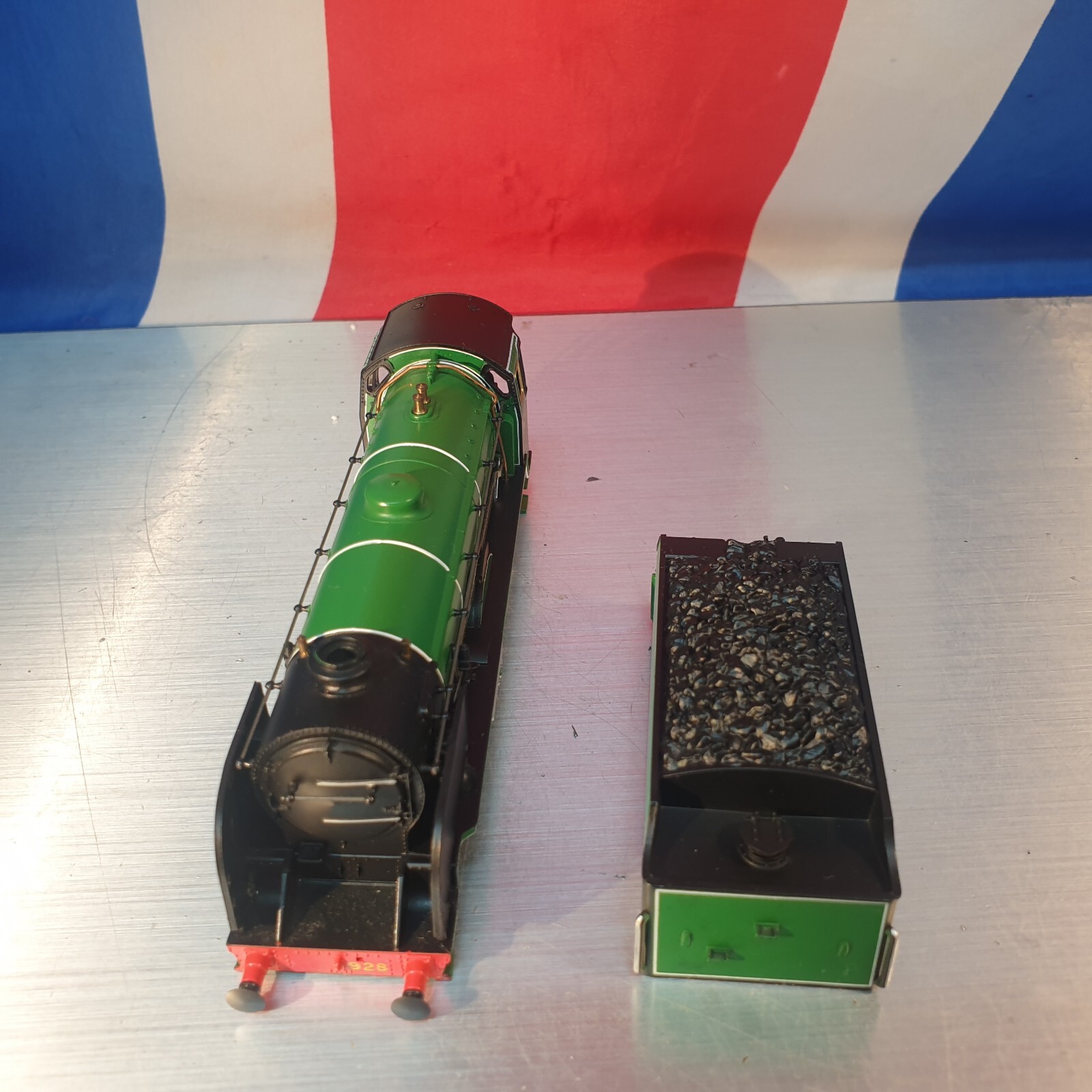 Hornby OO Schools Class loco body and tender shell!! | eBay UK