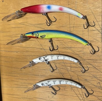 4 ASSORTED REEF RUNNER CRANKBAIT FISHING LURES | eBay