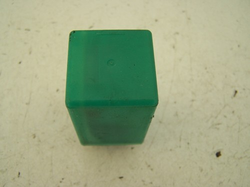 Chevrolet Kalos Green relay 96344573 (2005-2008) | eBay UK