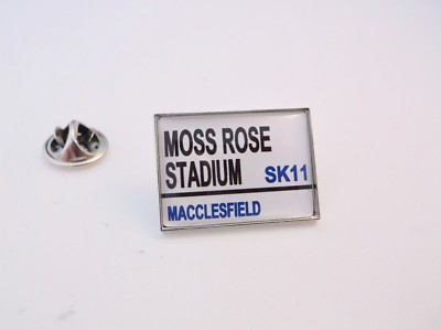 MACCLESFIELD STADIUM ROAD BADGE STREET SIGN LAPEL PIN BADGE GIFT | eBay