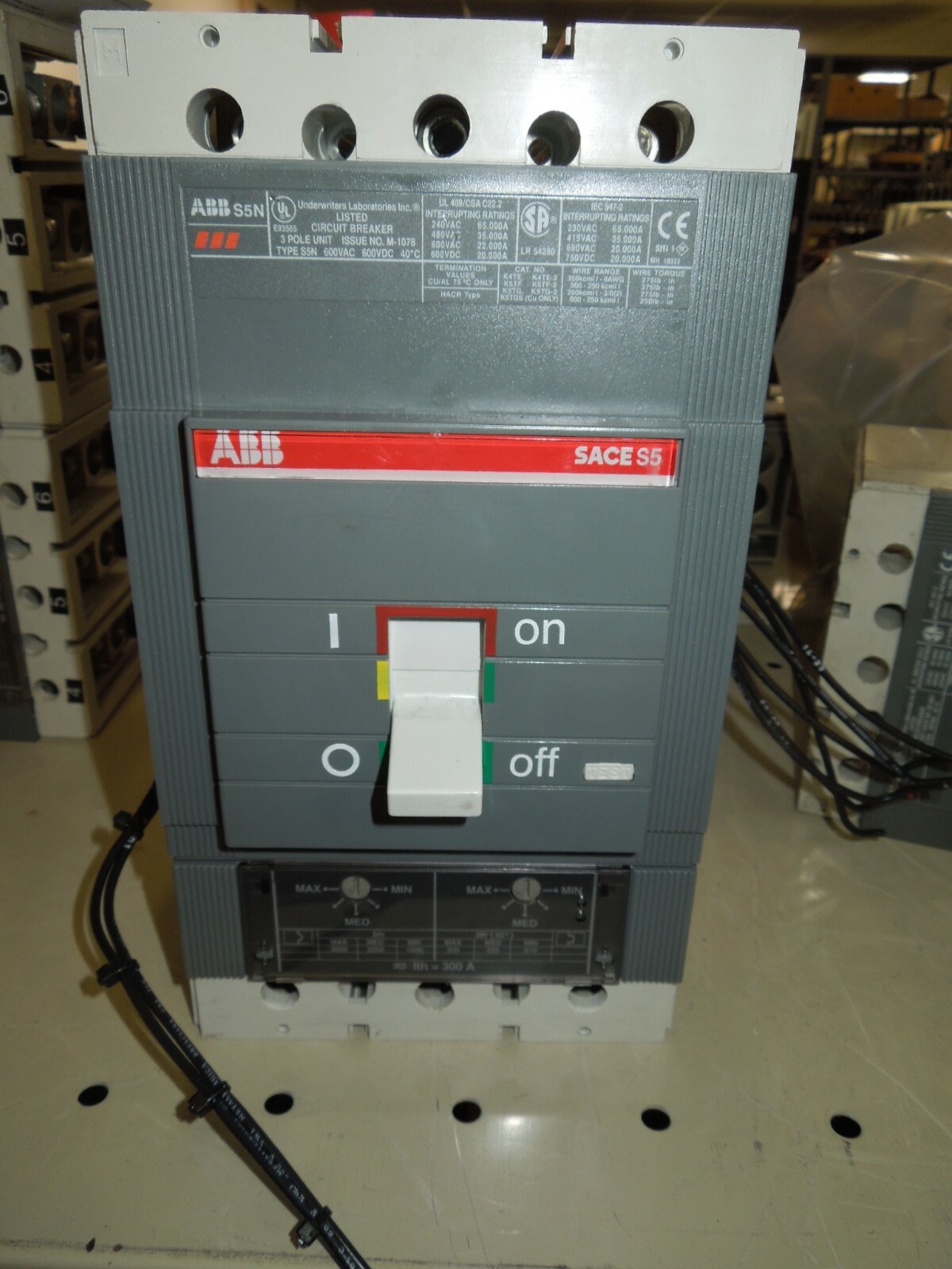 ABB SACE S5 S5N 300A 3P 600V Circuit Breaker w/ 24V Shunt Trip/Aux ...