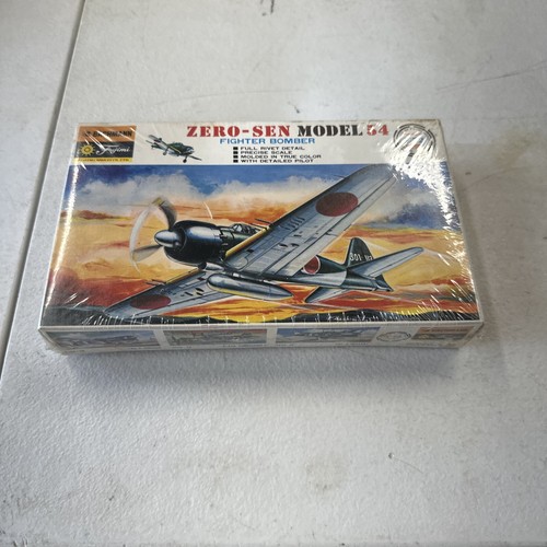 BACHMANN FUJIMI 1:72 SCALE ZERO-SEN MODEL 54 FIGHTER BOMBER Model Kit ...