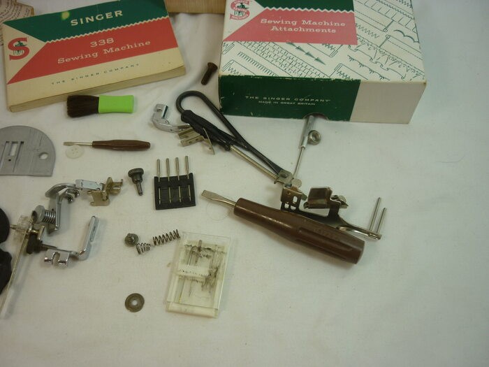 Lot 8 Singer sewing Machine Flat Cams + Misc Attachments 25H020 | eBay