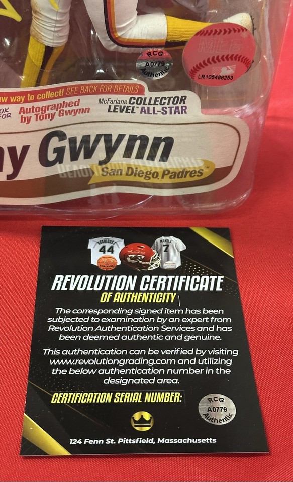 Tony Gwynn Signed McFarland MLB Cooperstown Collection Figure ...