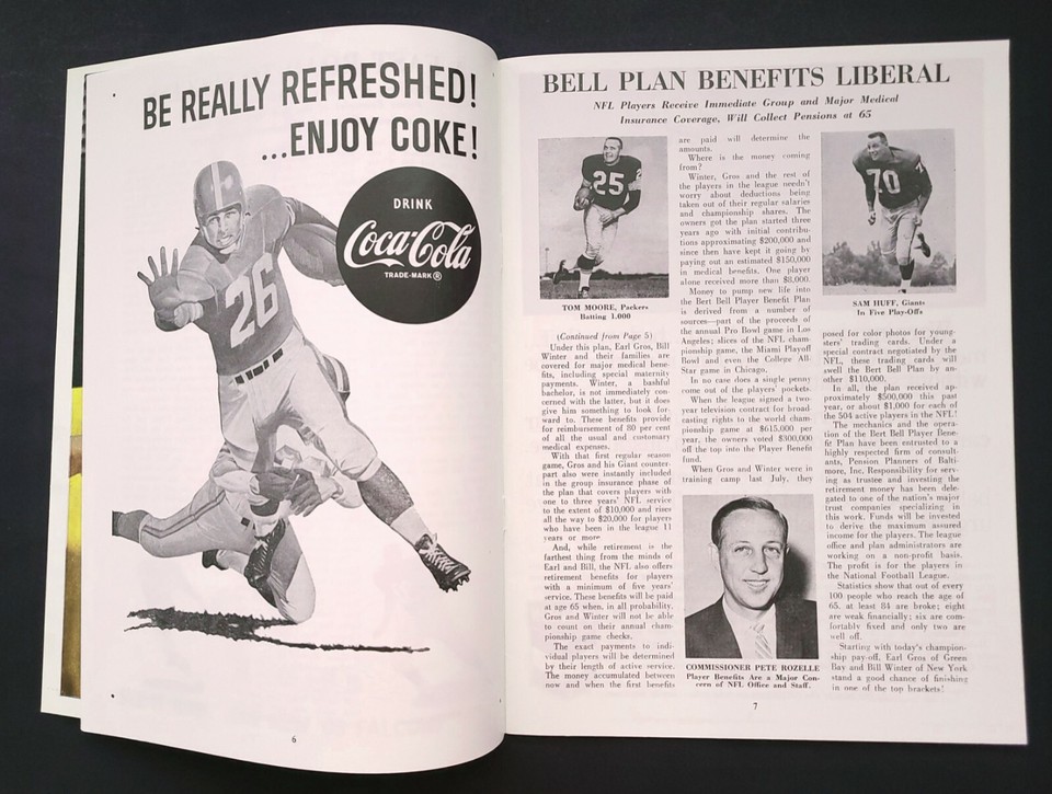 1962 NFL CHAMPIONSHIP PROGRAM ~ GREEN BAY PACKERS & NY GIANTS ~ CGC 9.4 ...