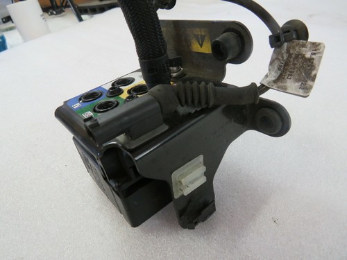 Maserati Levante, Air Junction Block, Used, P/N 670032006 | eBay