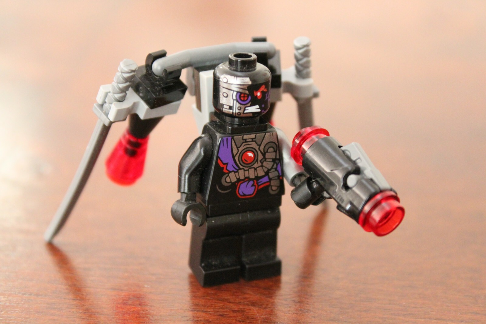 1 x LEGO Minifig MiniFigure Nindroid Warrior Ninjago Ninja with weapon ...